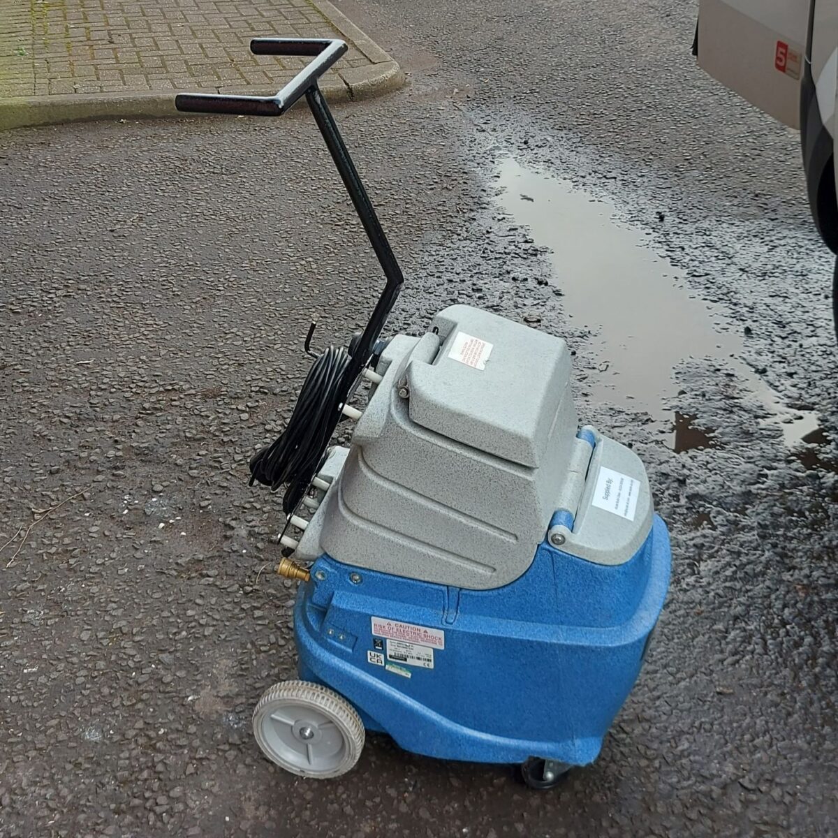 Extractor Carpet Cleaner - 30cm Wide - For Soft/Hard Floors